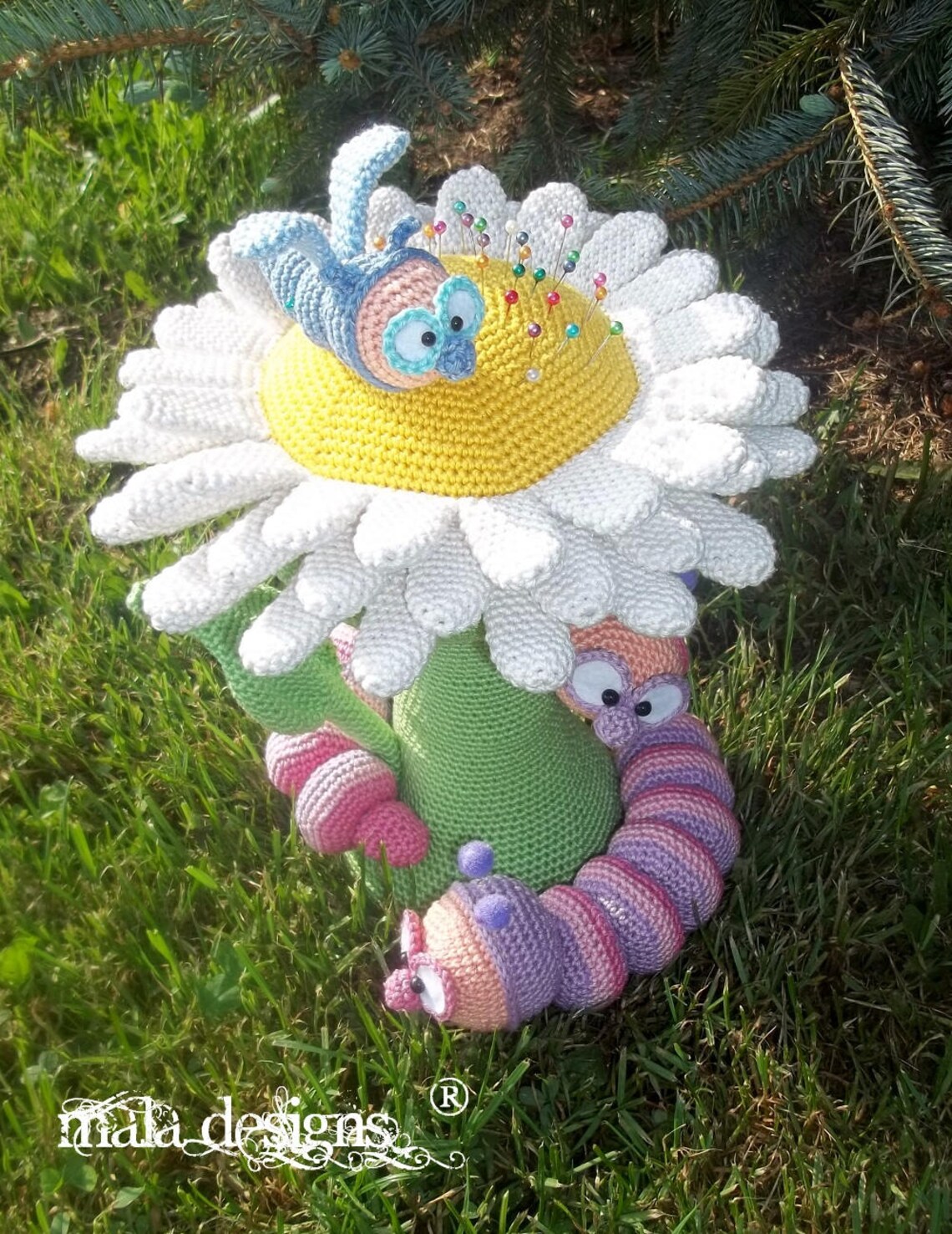 Daisy With Caterpillars Crochet Pattern | Etsy