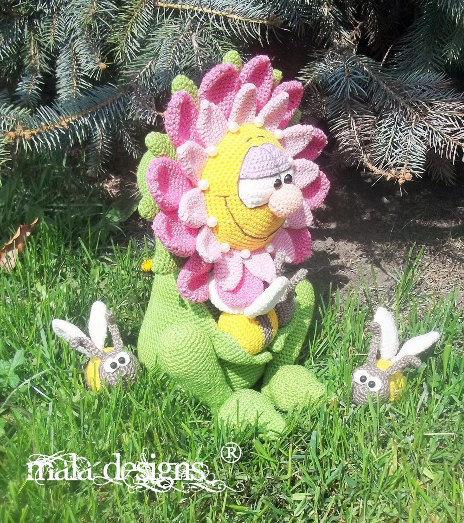 Flower a Crochet Pattern by Mala Designs - Etsy UK