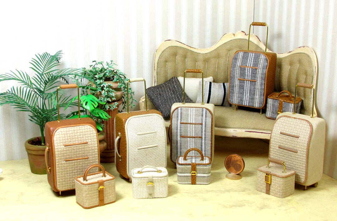 The "earth" Collection: Miniature Travel Set in Natural Materials, 1/12 ...