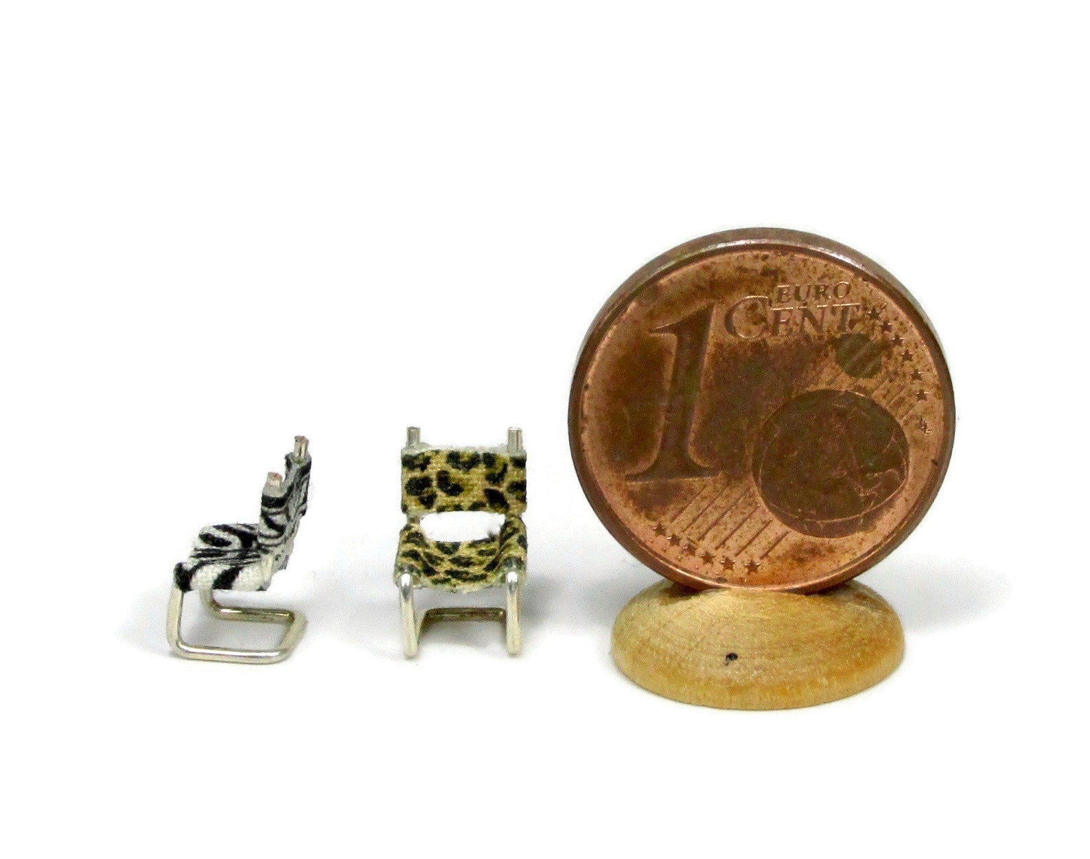 Micro Chairs Handmade in 1/144 Scale - Etsy