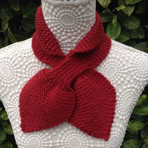Miss Marple Hand Knitted 1940s Vintage Style Ascot Scarf, Red Alpaca ...