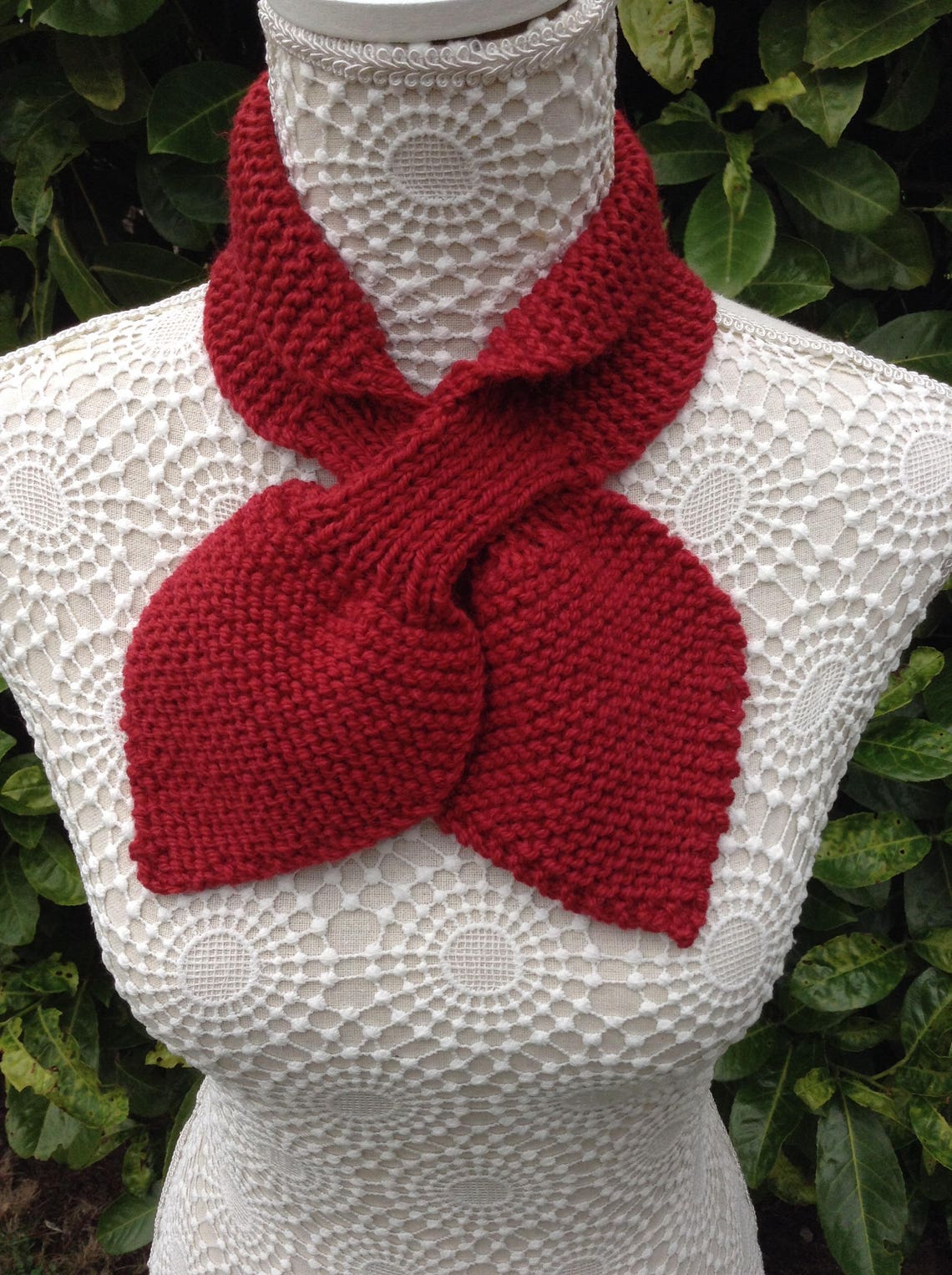 Miss Marple Hand Knitted 1940s Vintage Style Ascot Scarf, Red Alpaca ...