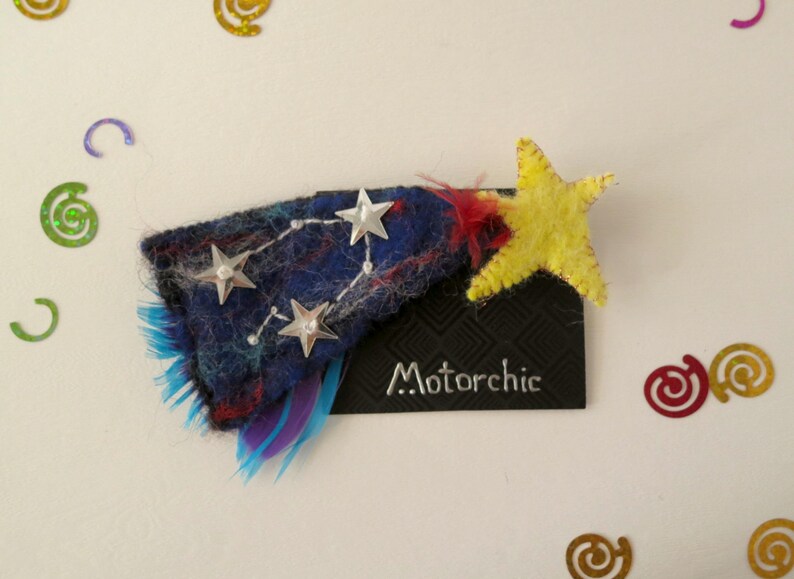 OOAK felt brooch 'Comet' unique space jewelry pin | Etsy
