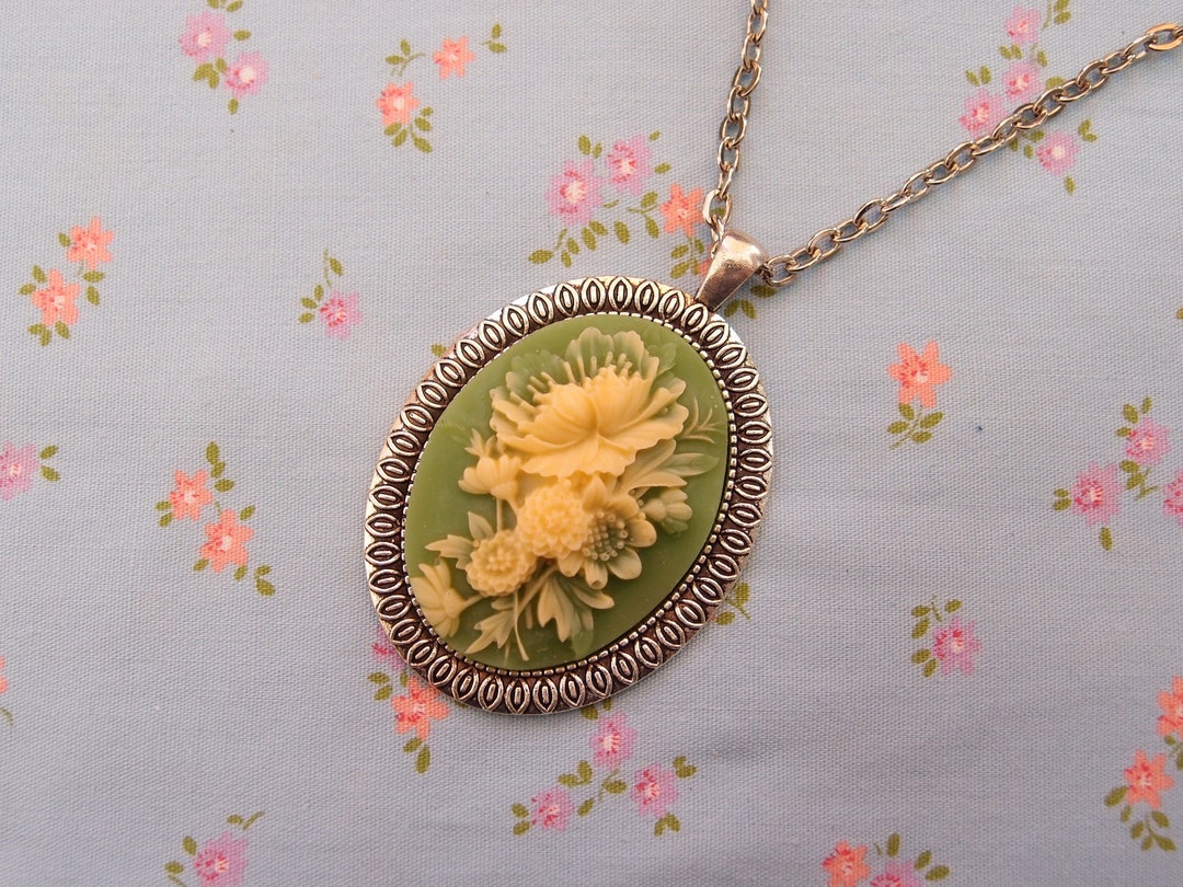 Bouquet of Flowers Cameo Antique Plate Pendant Necklace - Etsy