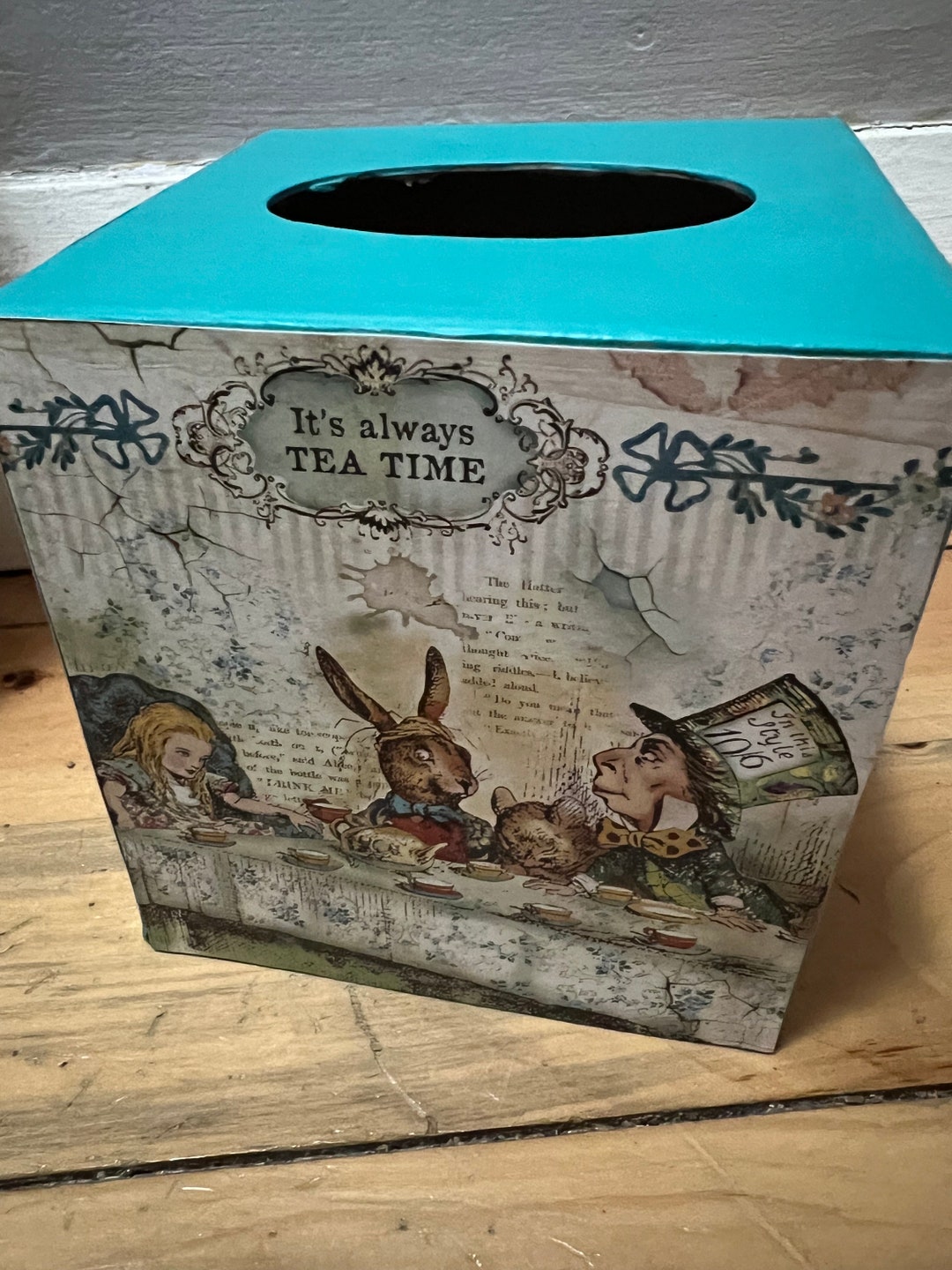 Alice in Wonderland Tea Party Tissue Box Cover, Mad Hatter, White ...