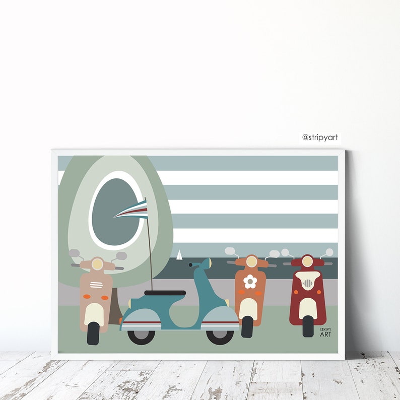 Scooters on the Green at Ryde (left) Isle of Wight Scooter Rally. High ...