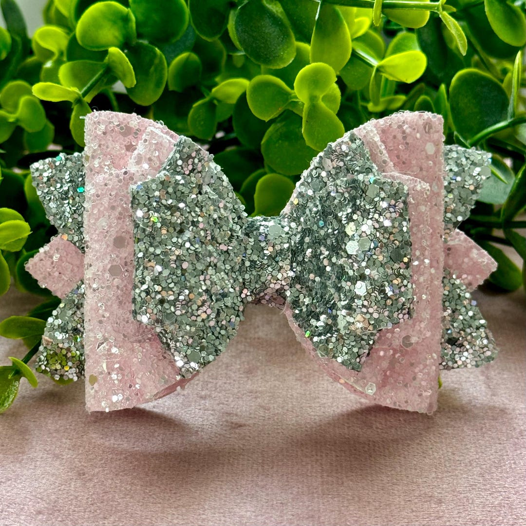 Winter Wonderland Icicle Gloss Pink & Silver Tumbler Bow Stanley Pink ...