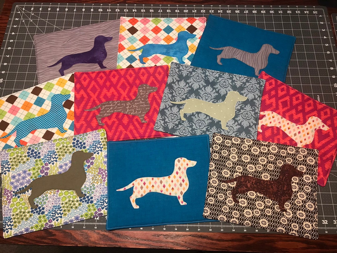 Mug Rug With Dachshund, Large Coaster for Mugs and Snacks, Low Carbon ...