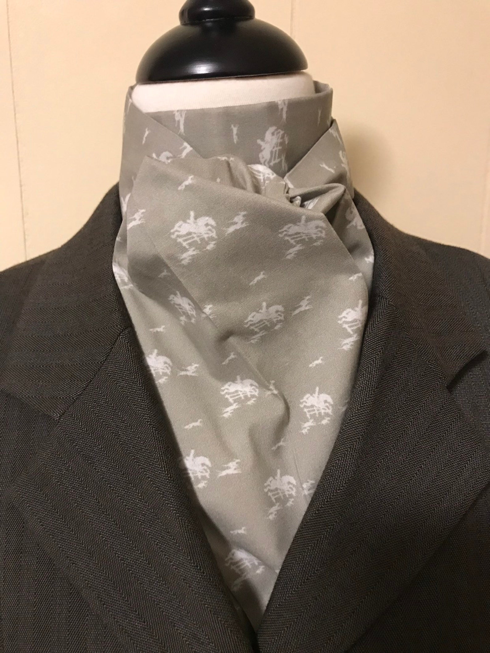 Four Fold Stock Tie Foxhunting Traditional Stock Tie White | Etsy