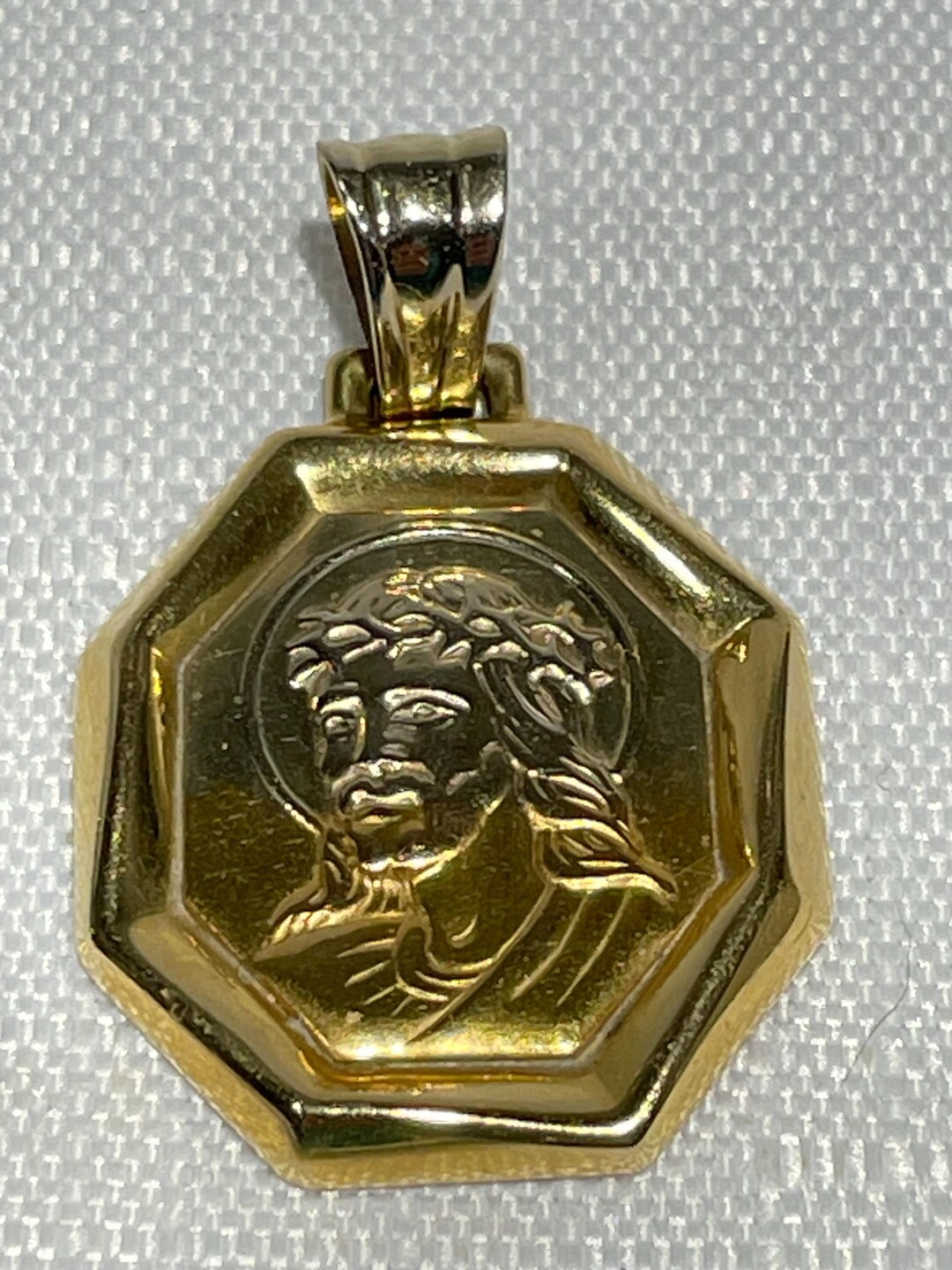 Vintage 750 18k Gold Jesus Pendant 6.38 Grams Italy Signed - Etsy