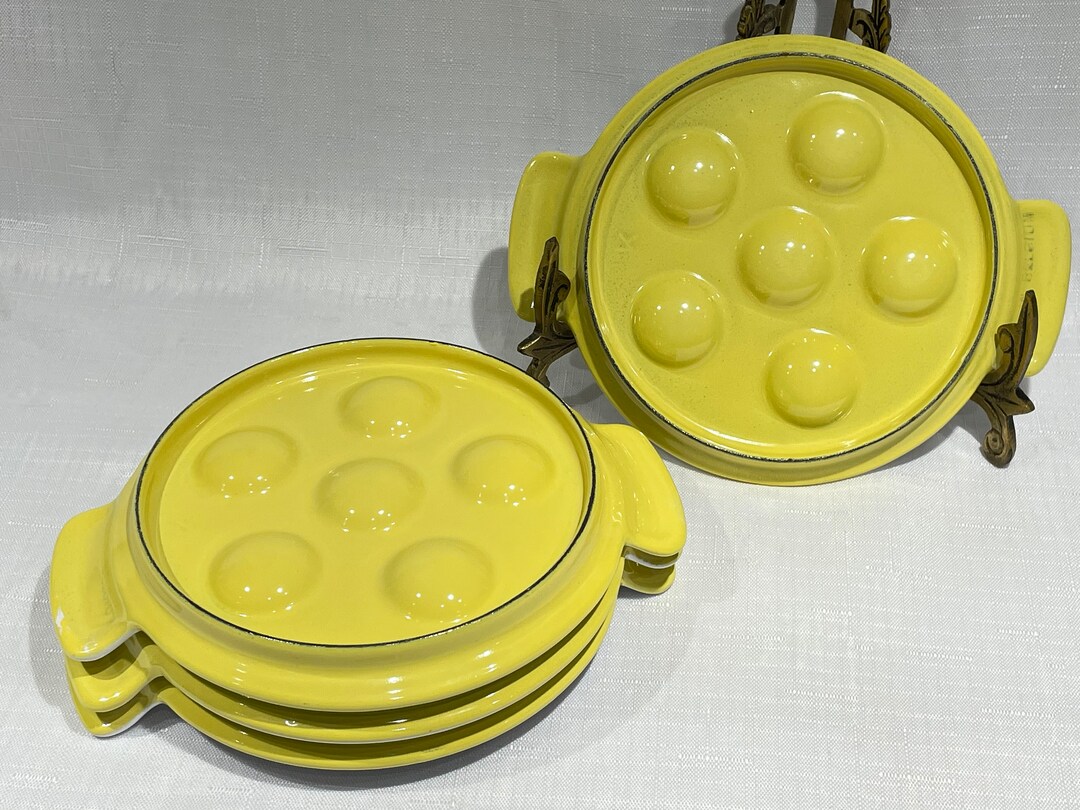Yellow & White 6 Hole Enamel Cast Iron Escargot Dish Set of 4 Made in ...