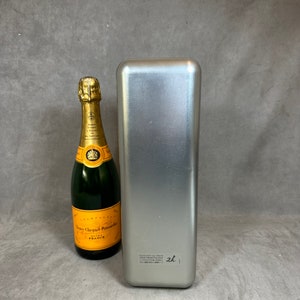 Veuve Clicquot Ponsardin's Pink Fridge Box for Champagne Bottle Pink ...