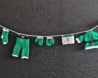 Christmas Garland Elf's Laundry Hand Knitted Washing Line Hanging ...