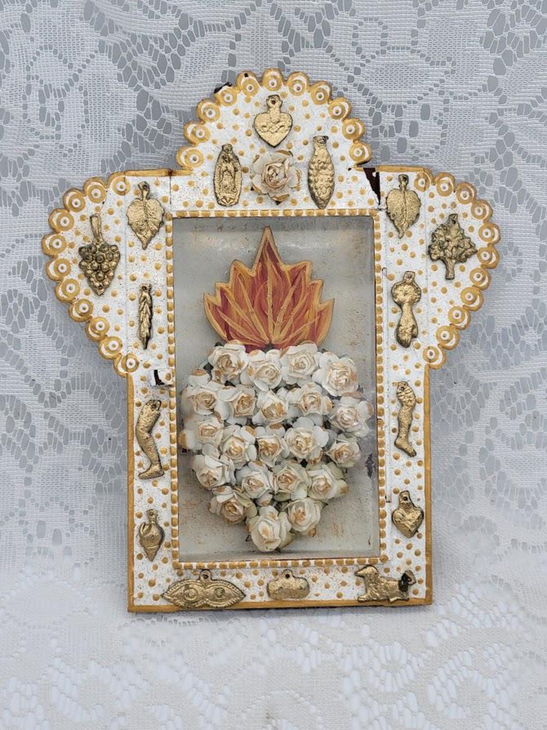 Amazing Painted Decorated Tin Nicho ~ Made in Mexico ~ Punched Tin ...