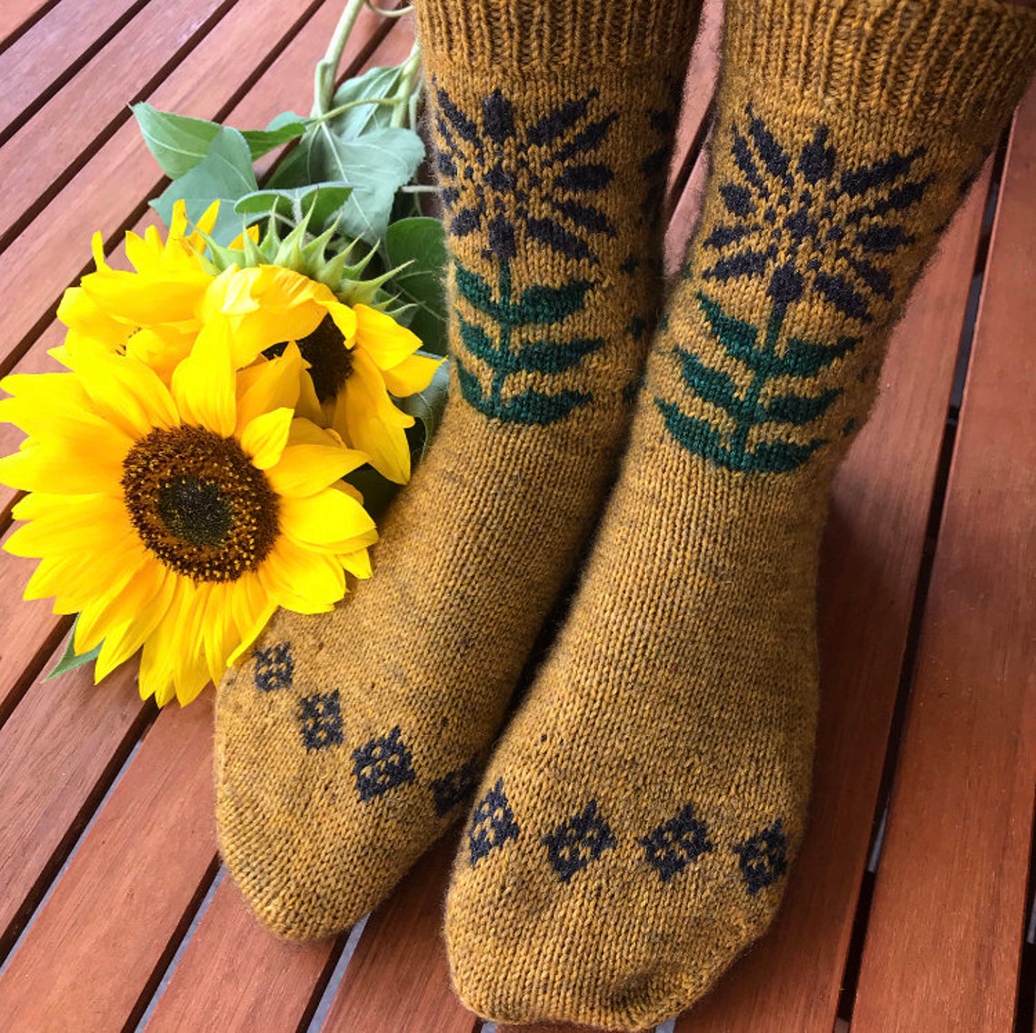 DIGITAL ITEM Lucky Sunflower Socks Knitting Instructions - Etsy