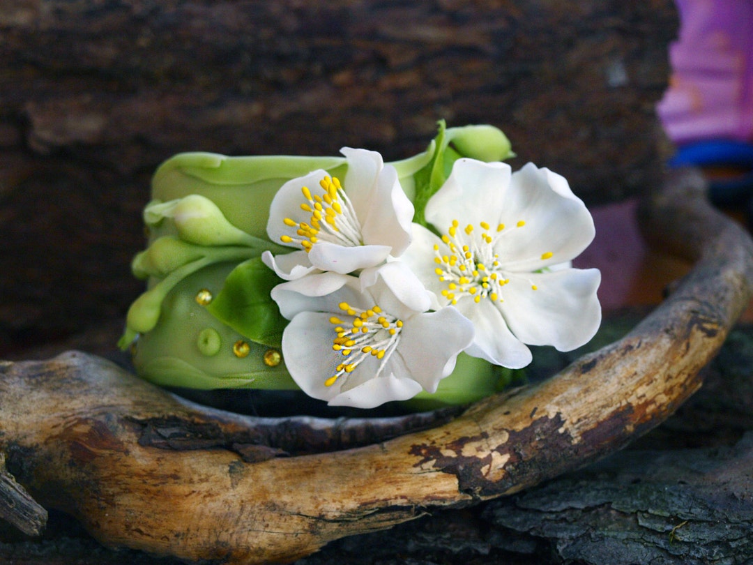 Flower Bracelet Apple Blossom, Cute Gift for Sister, Present for Her - Etsy