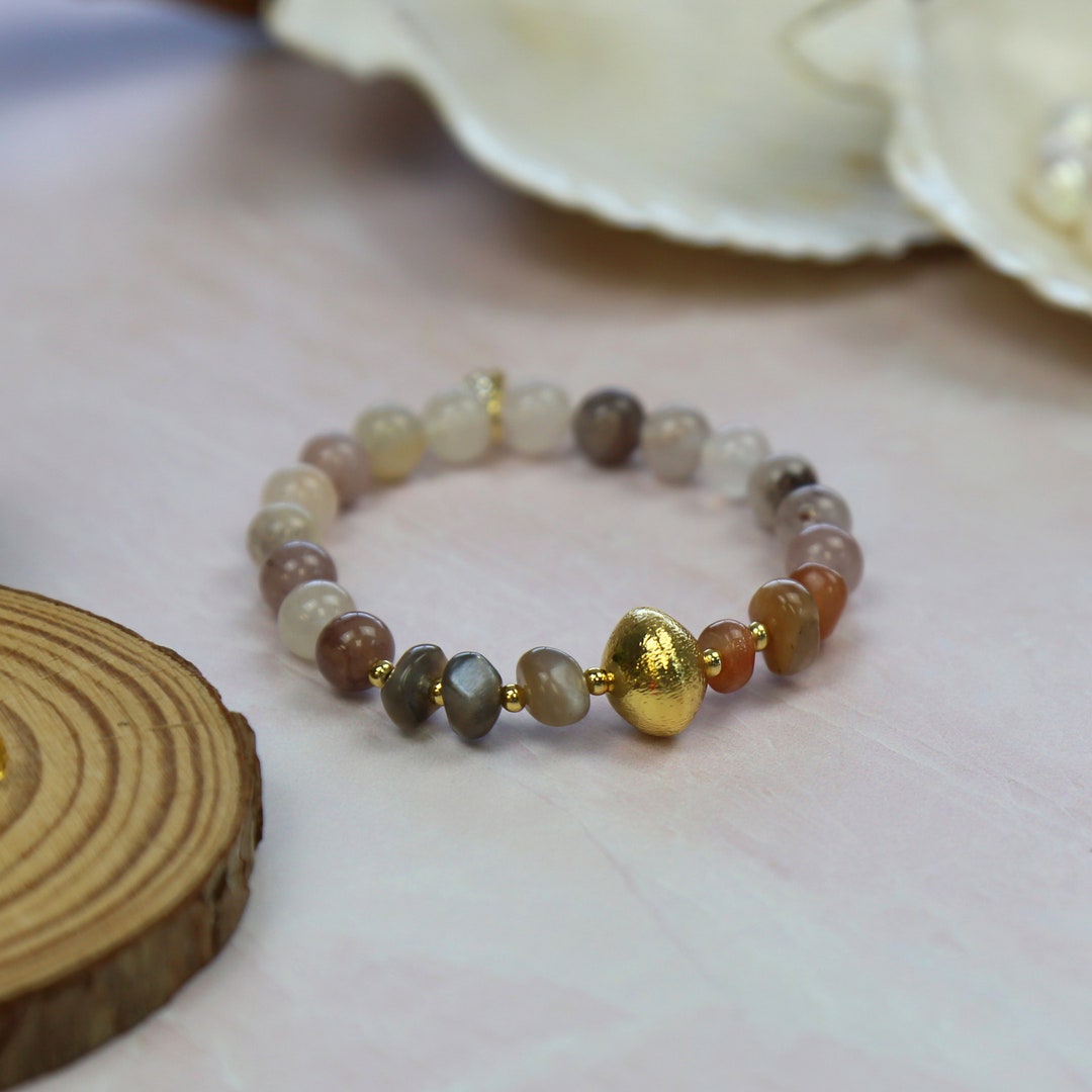 Sunstone Hamsa Charm Bracelet. Sunstone Stretch Bracelet. Gemstone ...