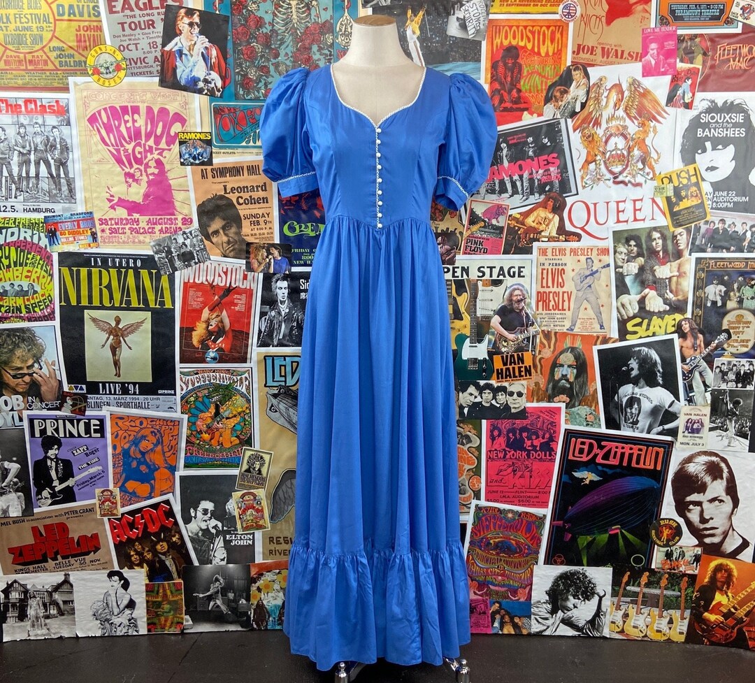 Vintage Women's 70s-80s Blue Puff Sleeve Sweetheart Neck Rodeo Square ...