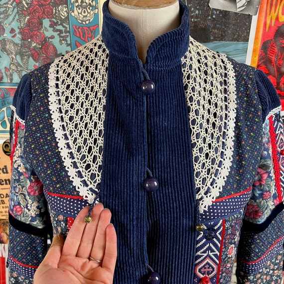 Vintage Women's 70s Handmade Blue Quilted Corduroy Ca… - Gem