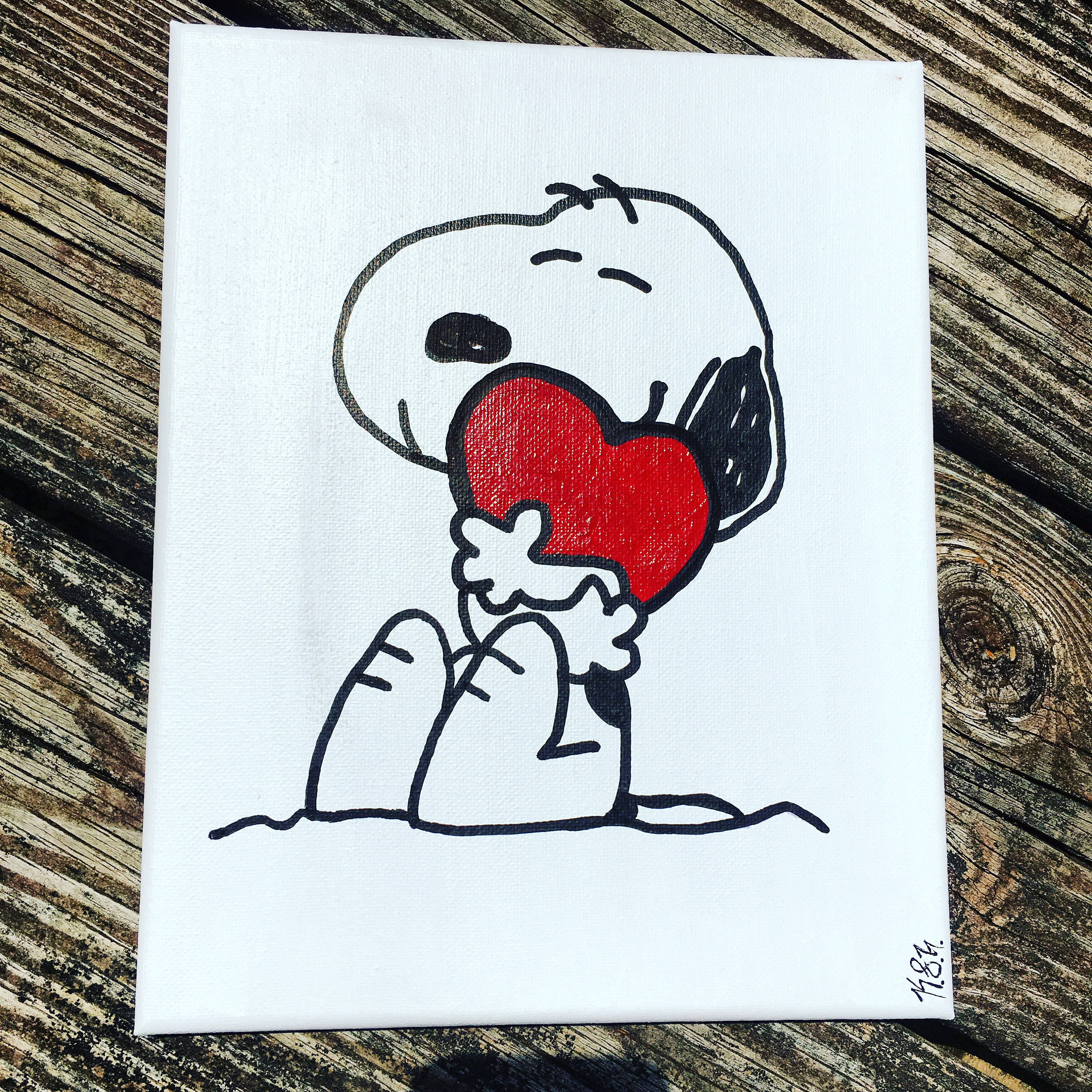 Snoopy Holding Heart
