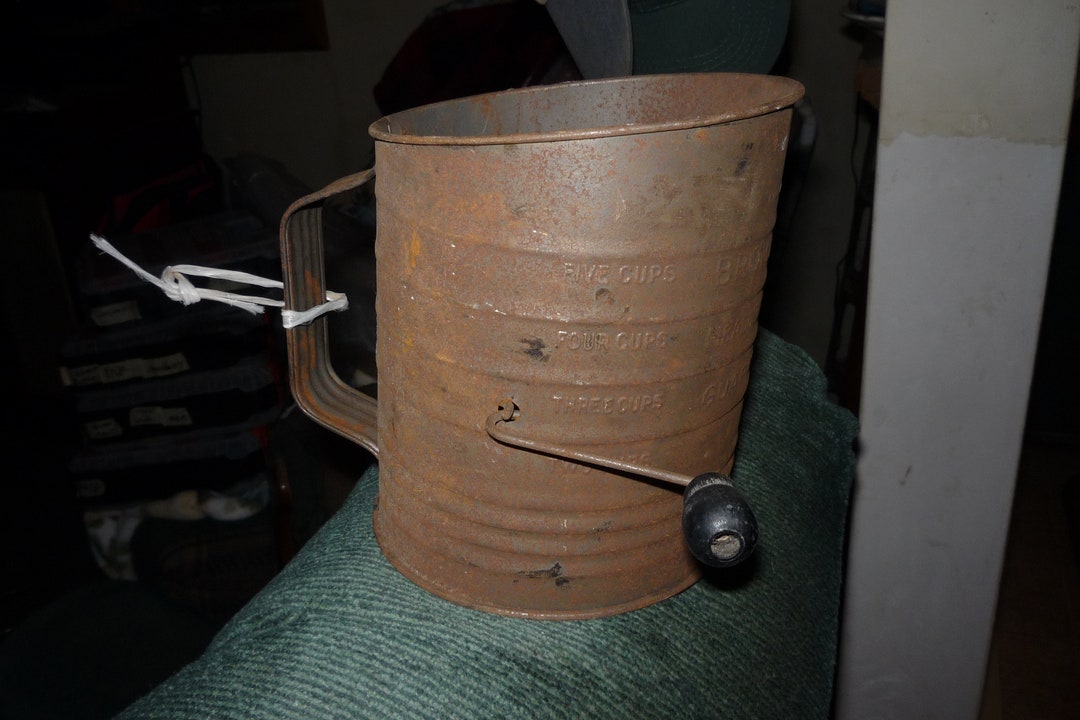 Vintage Flour Sifter - Etsy