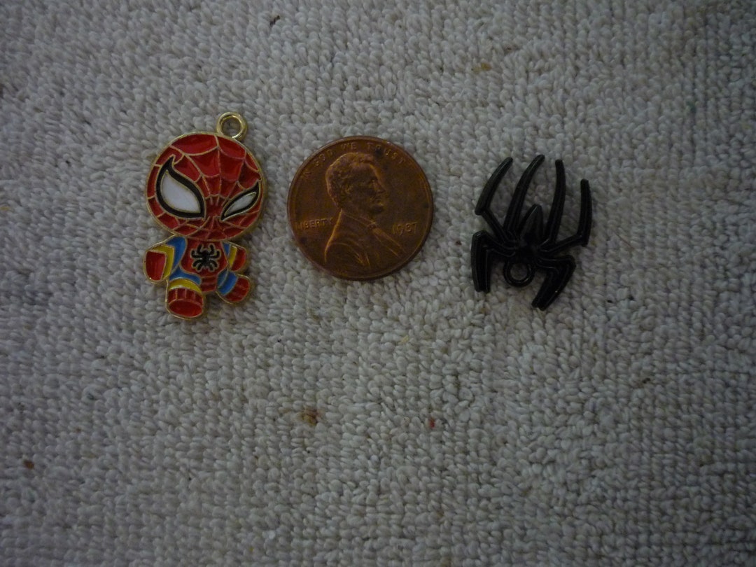 Super Hero Charms 6pc - Etsy