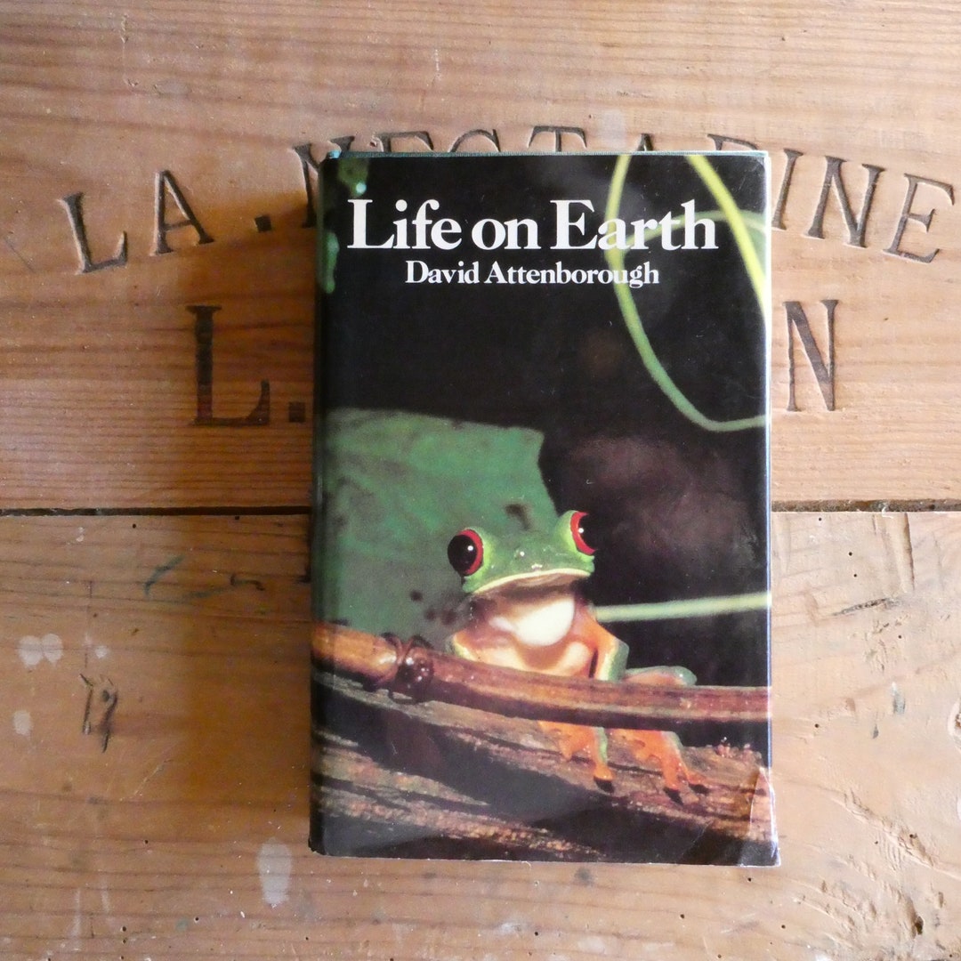 Vintage Nature Book Life on Earth Book Gift - Etsy