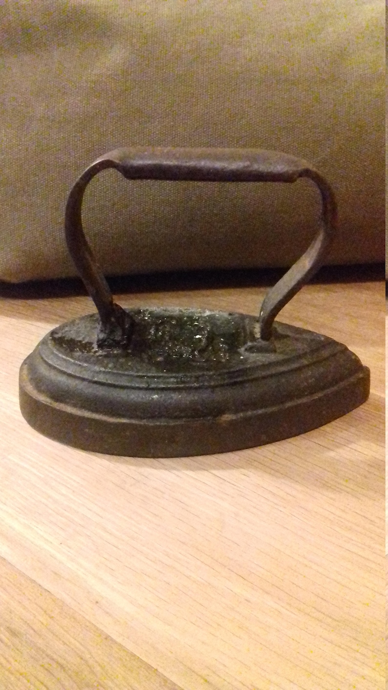Antique 1800s British Cast Iron Clothes Iron - Etsy Australia