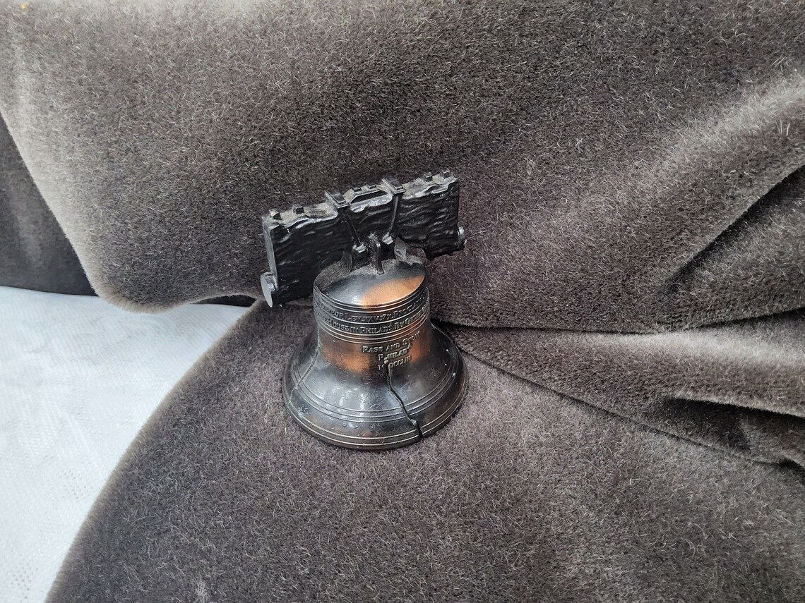 Knoll Velvet in Truffle K78486, Use for Upholstery, Drapery, Pillows ...