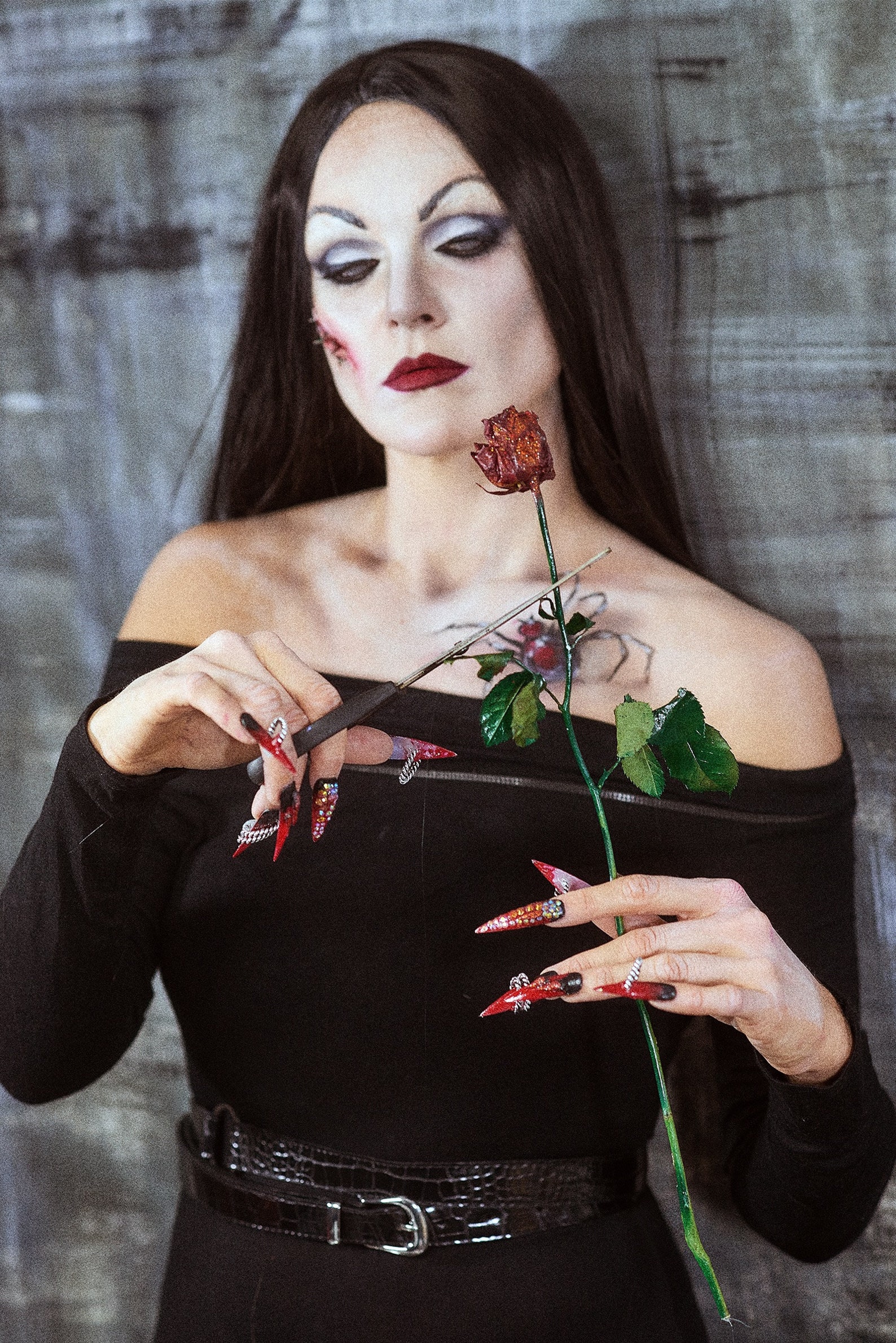 Vampire Nail Art,press on Nails, Morticia Adams Nails, Avant Garde ...