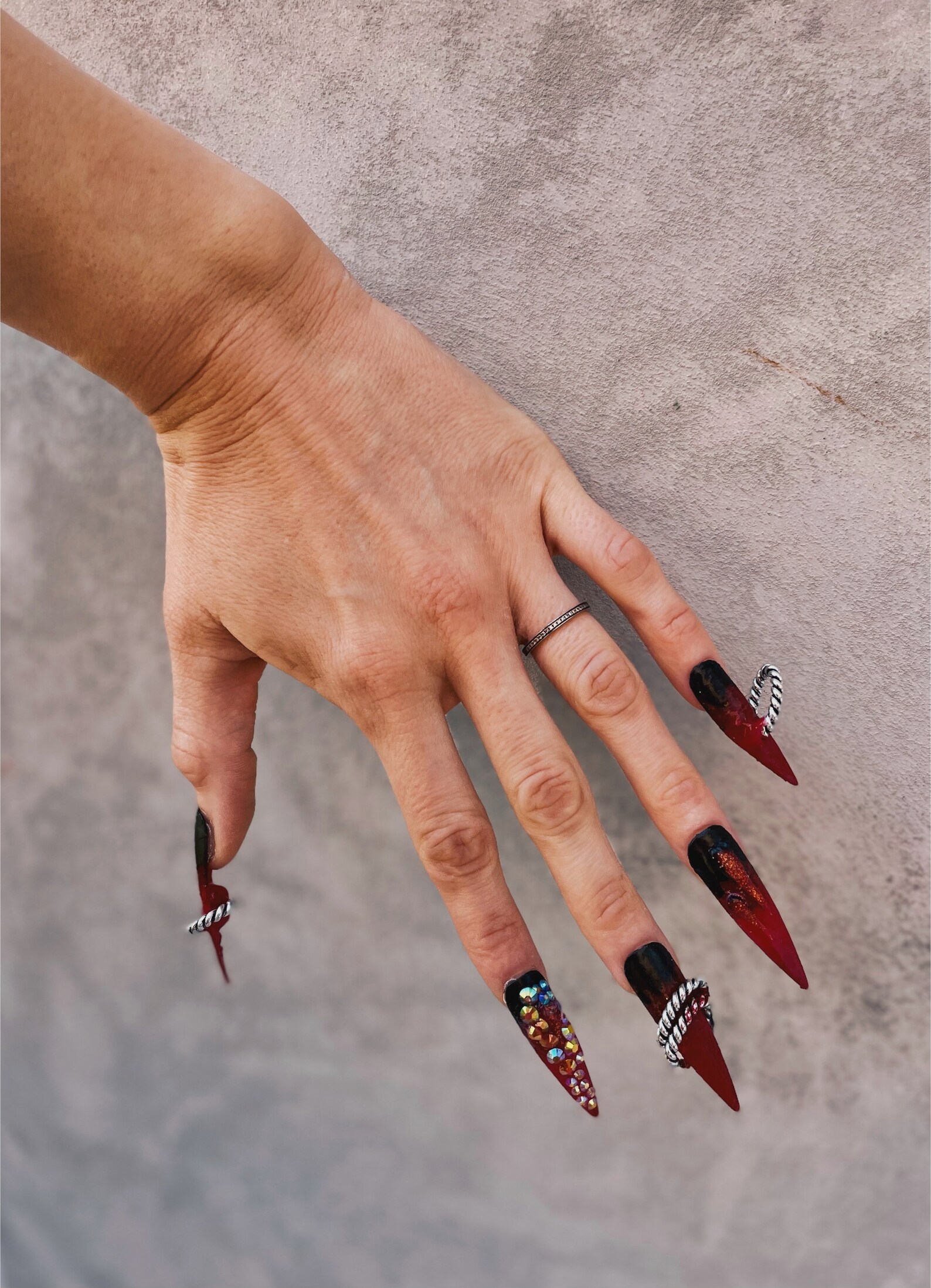 Vampire Nail Art,press on Nails, Morticia Adams Nails, Avant Garde ...