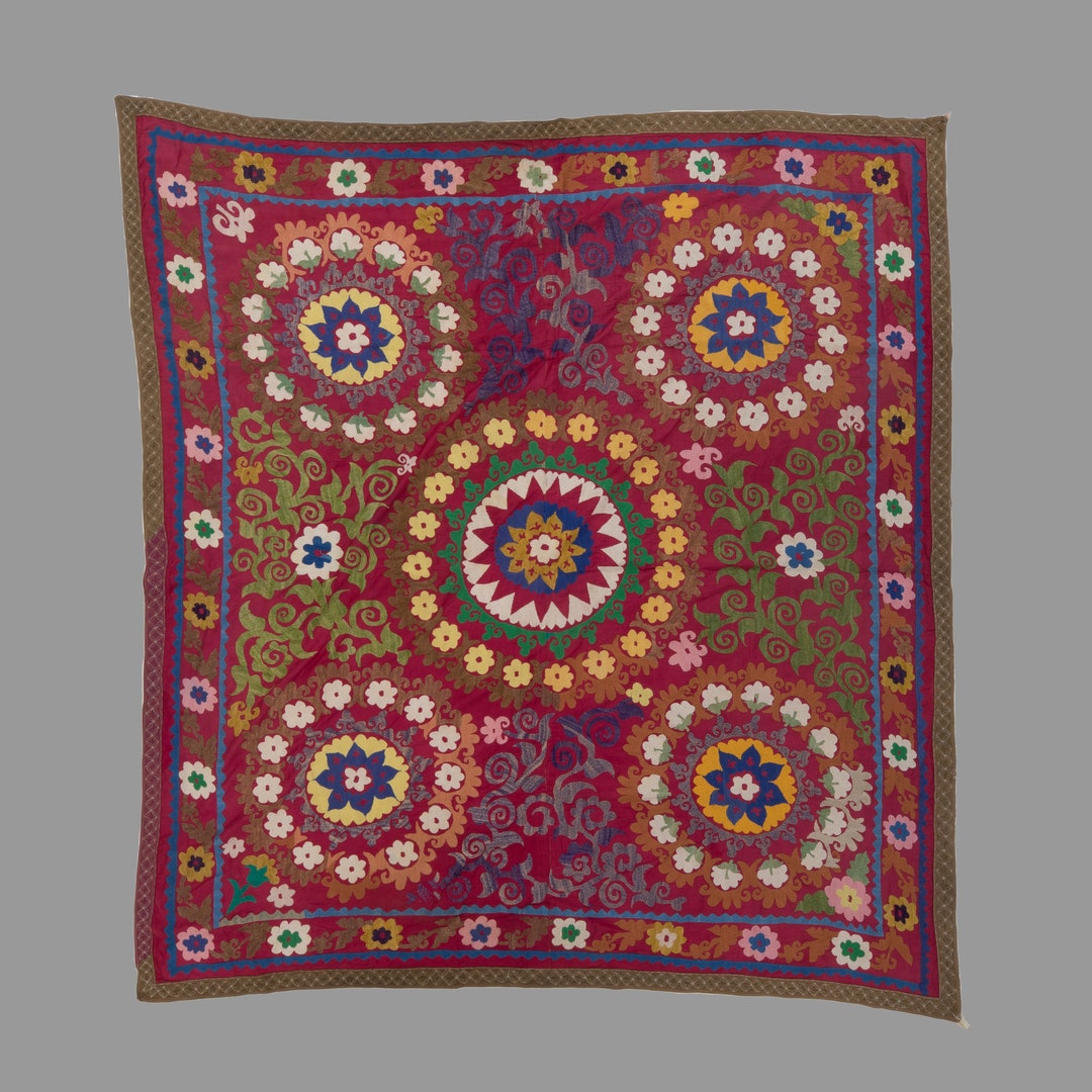 Uzbek Central Asian SUZANI Cover, Wall Hanging, 5'3x5'9/1611x176 Cm ...