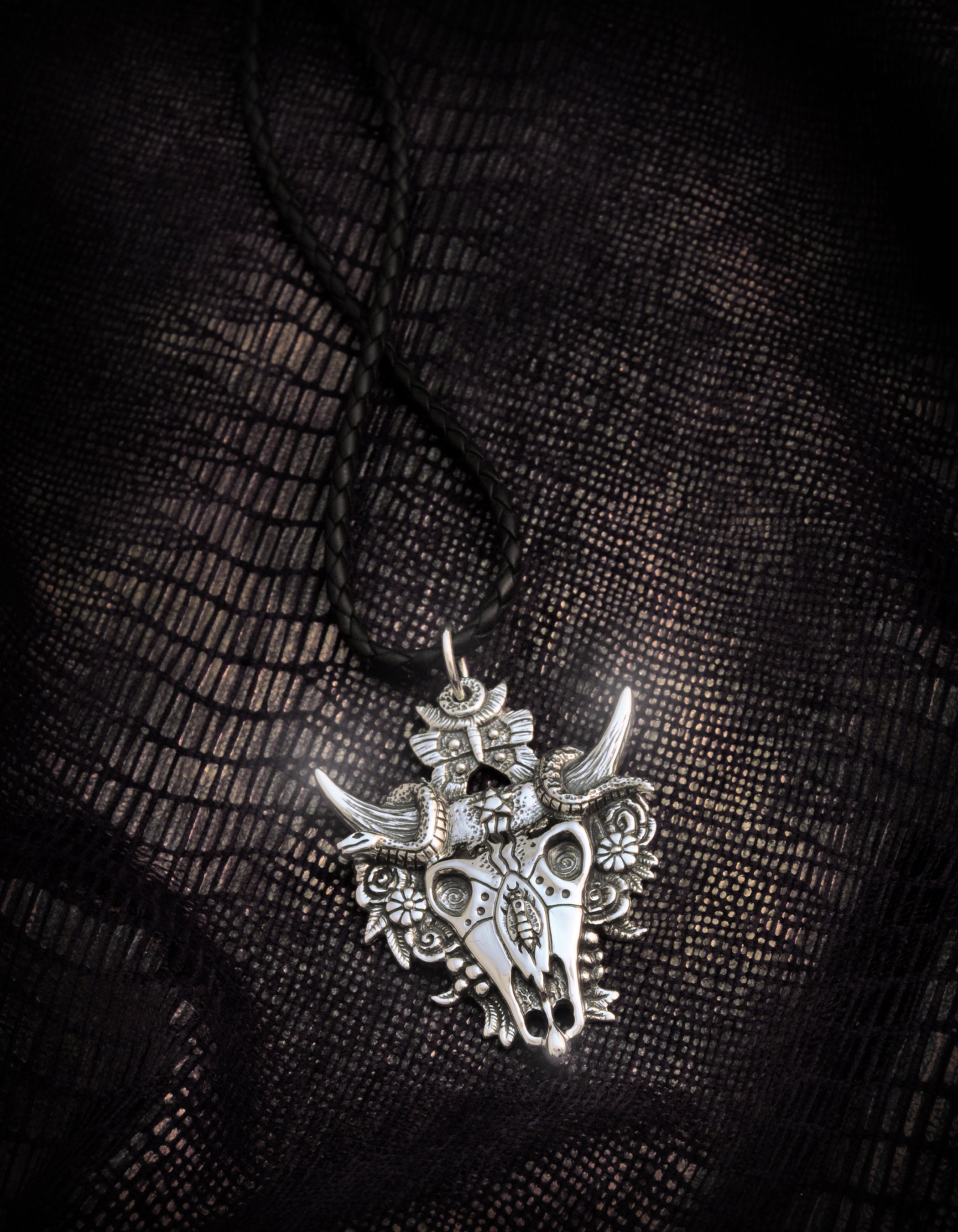 Bucrania, the Horns of Consecration Talisman - Minoan Bull & Bee ...