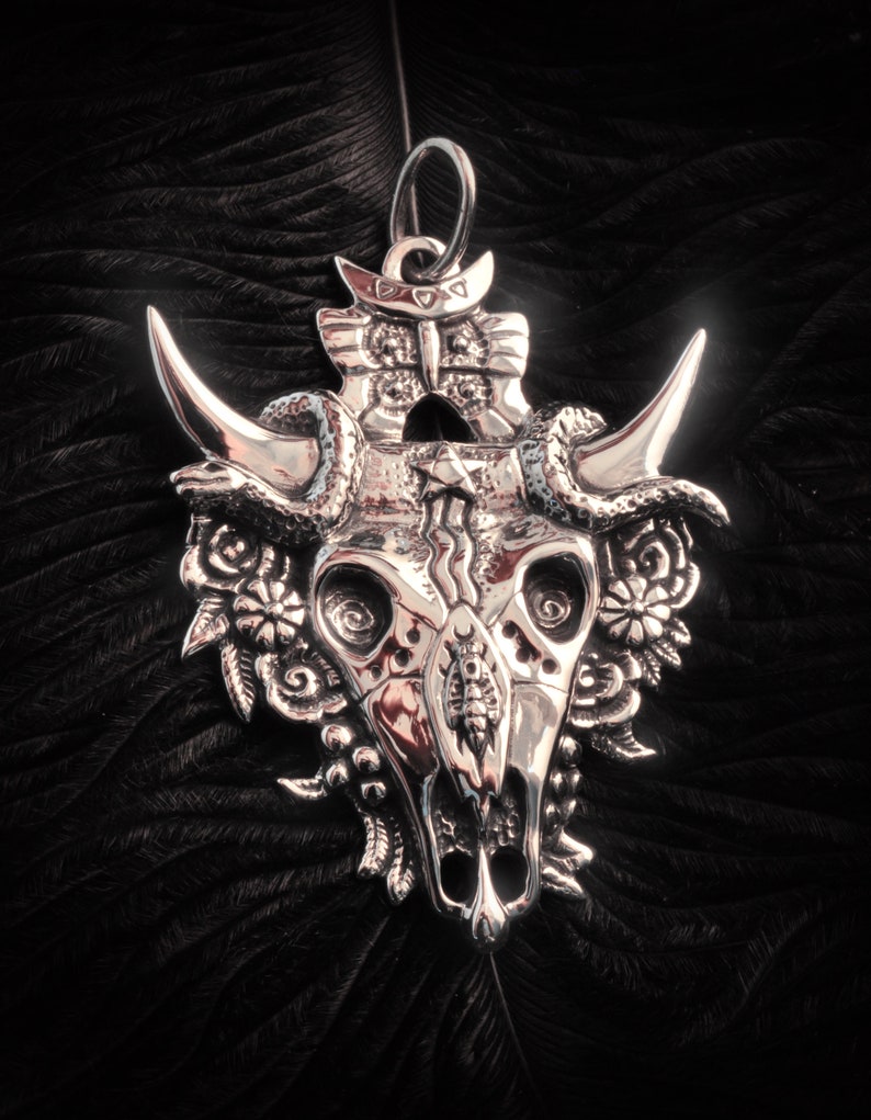 Bucrania the Horns of Consecration amulet 925 sterling | Etsy