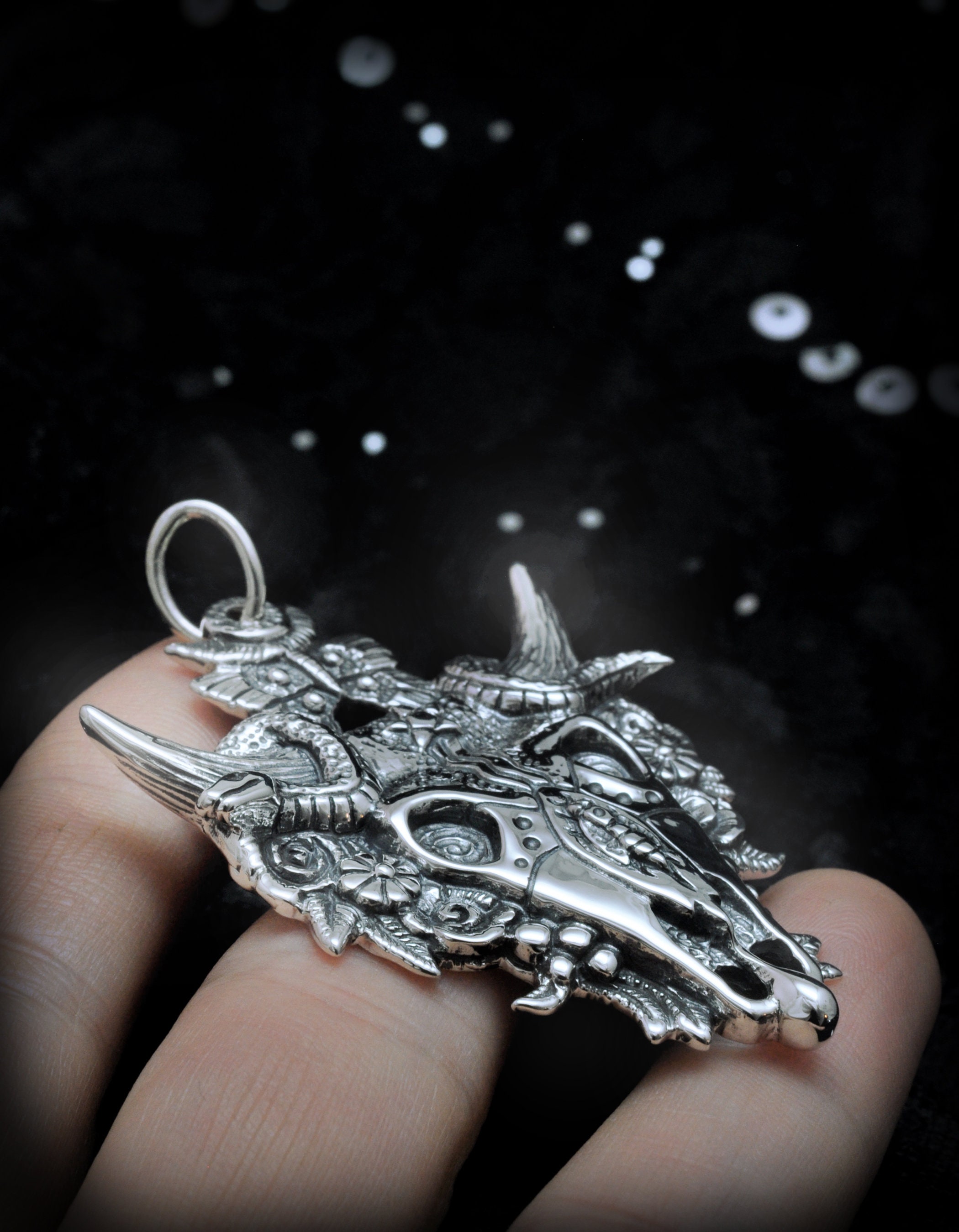 Bucrania, the Horns of Consecration Talisman - Minoan Bull & Bee ...