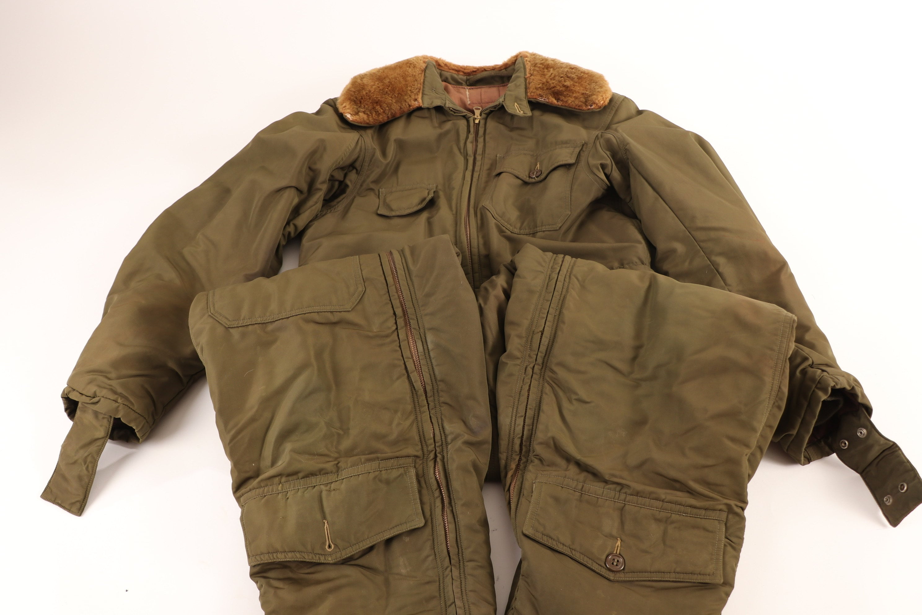 WWII Korea US Navy Colvinex M456 Electrically Heated Flight Suit ...