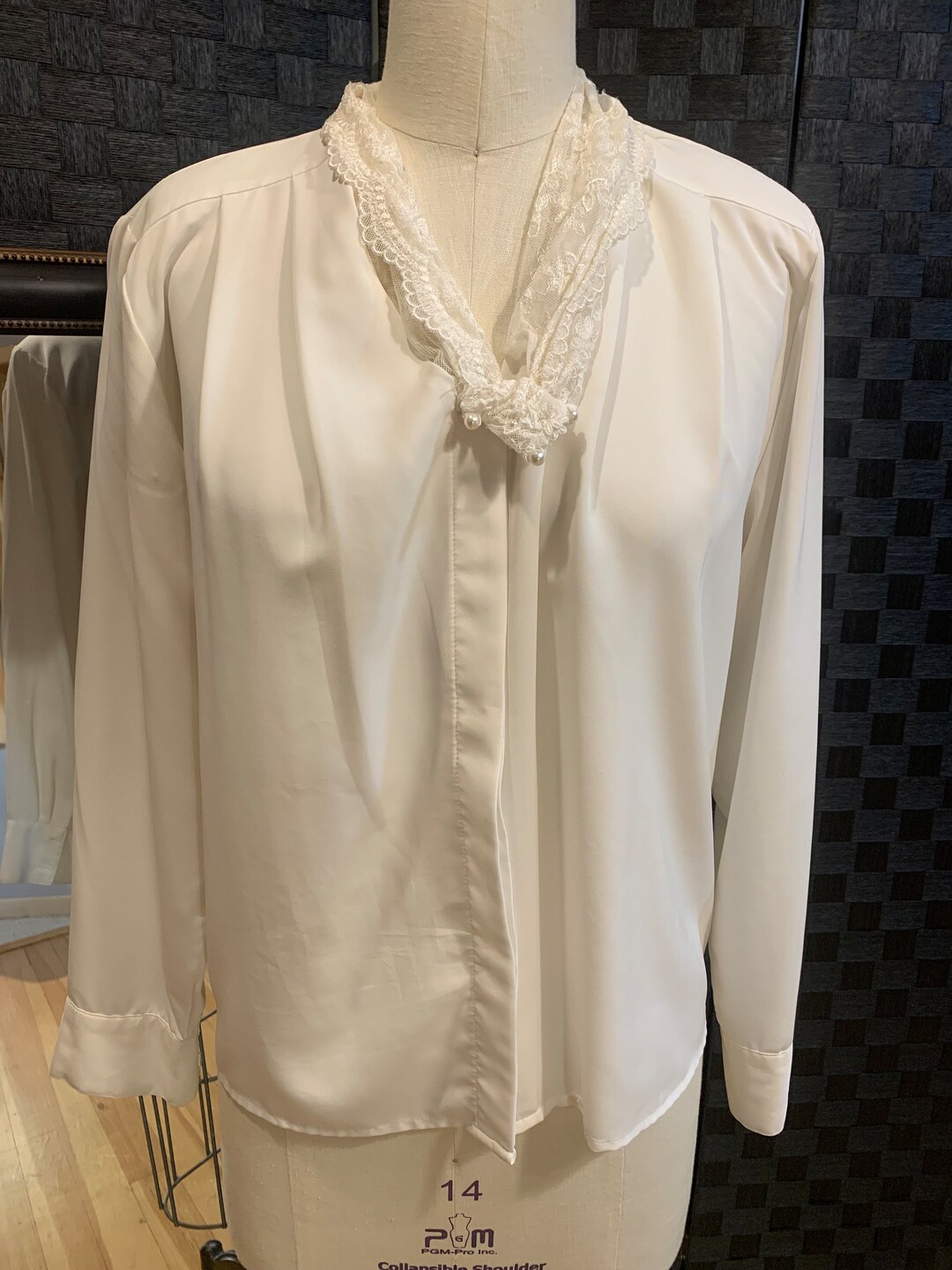 80’s Le Caviar Lace Collar White Blouse - Etsy