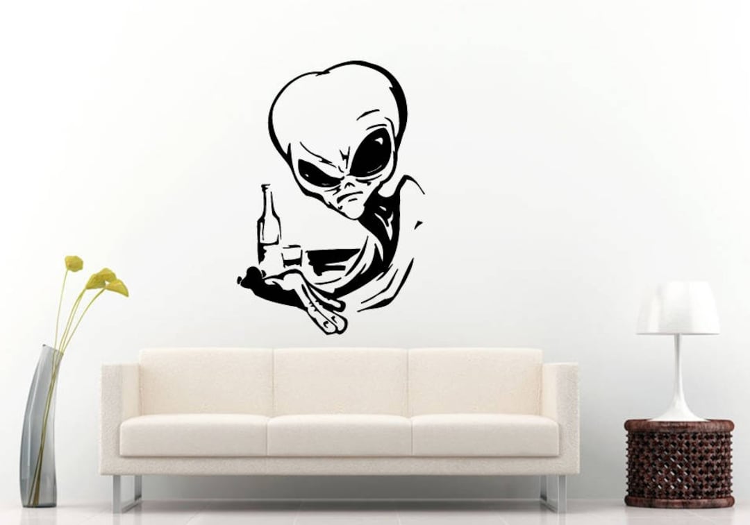 Alien UFO Extra Terrestrial Funny Alien Drinking Bottle Bar Wall ...