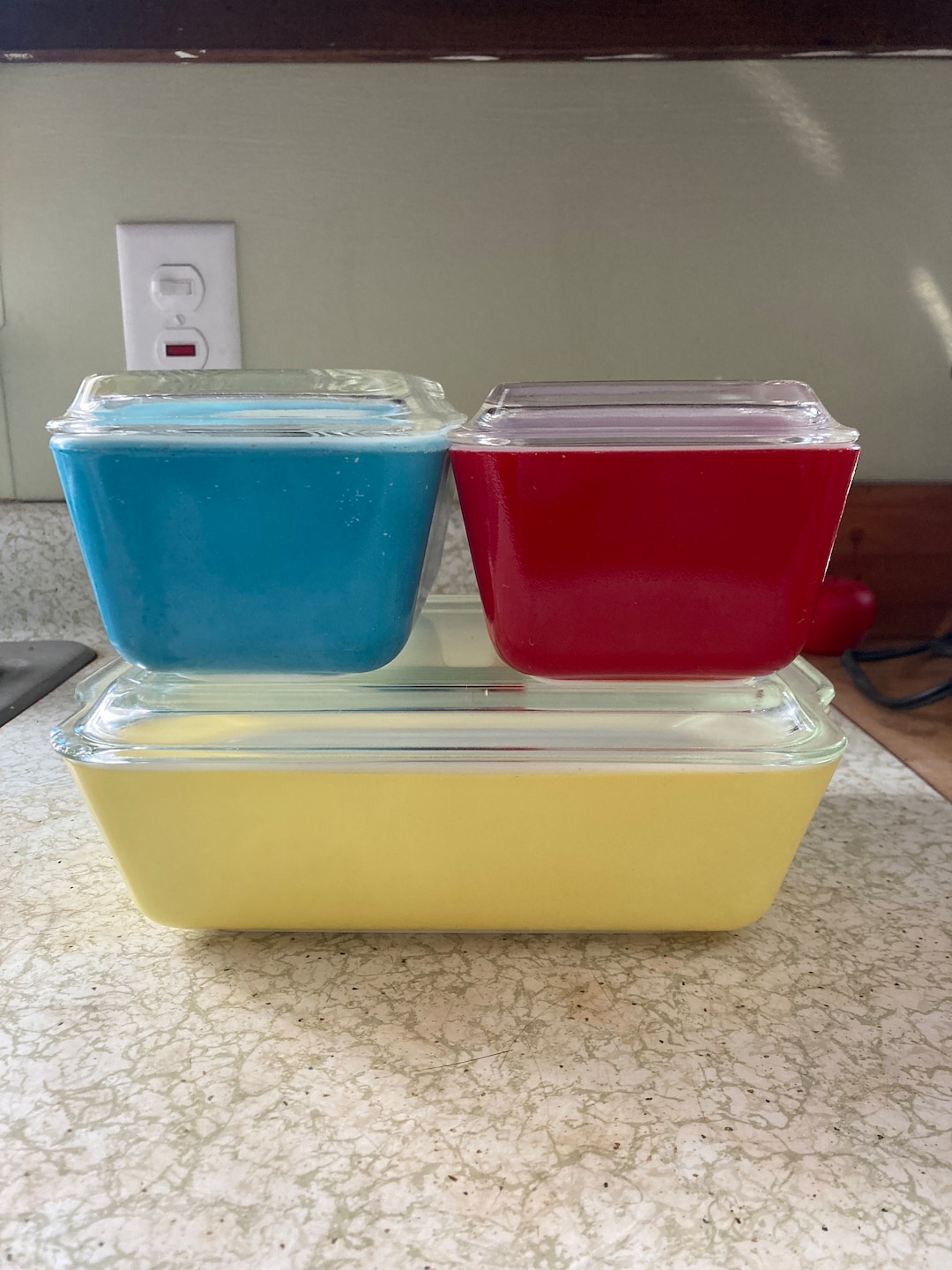 Vintage Pyrex Primary Colors Refrigerator Dishes Set With Lids - Etsy
