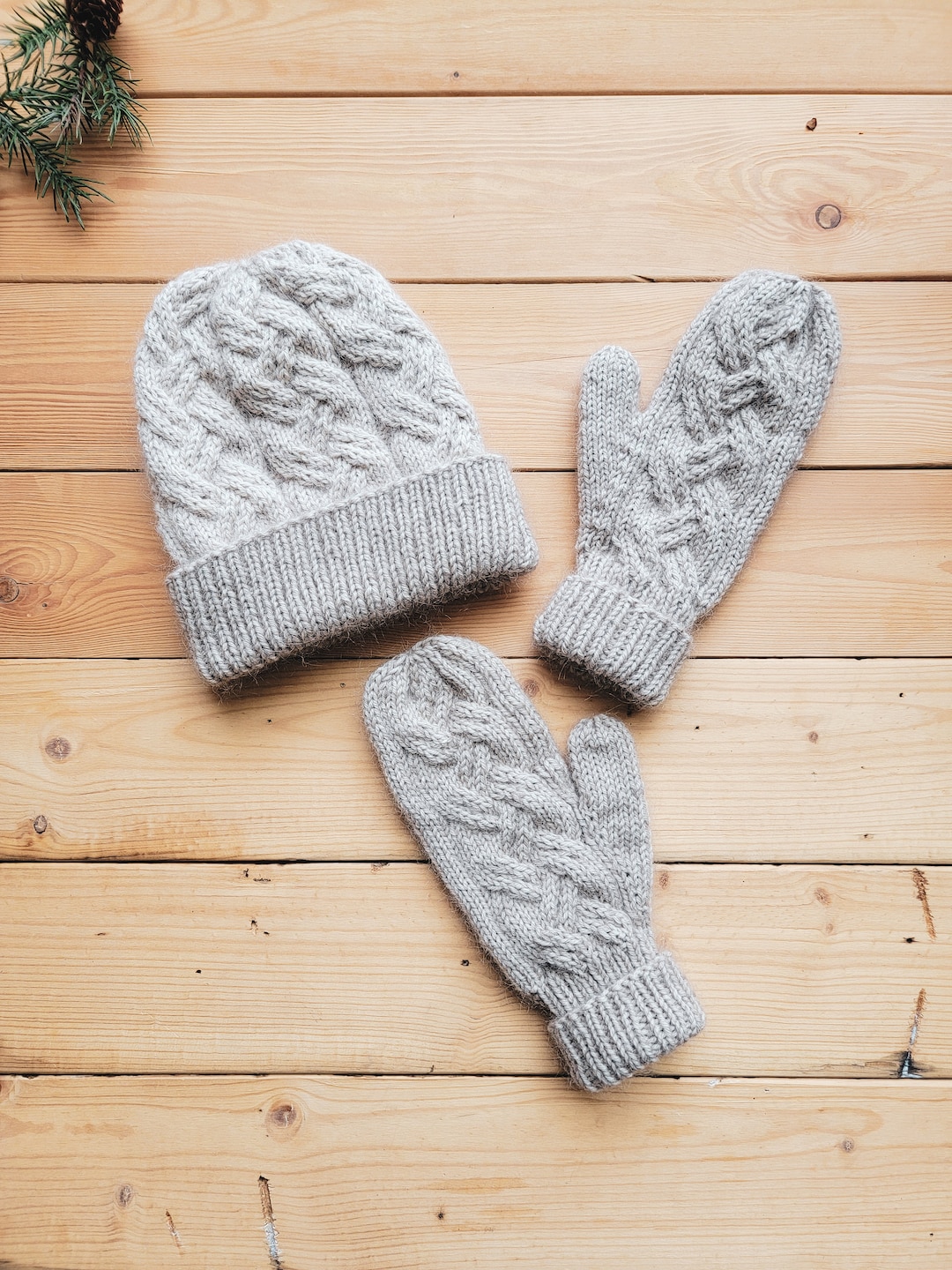 KNITTING PATTERN // Meandering Hat and Mitten Pattern / Cable Mittens ...