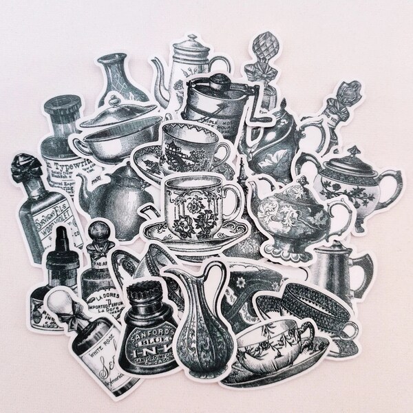 Vintage Decanter Set - Etsy