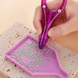 Ergonomic Diamond Painting Pen With Wishbone Design for Hand Comfort ...