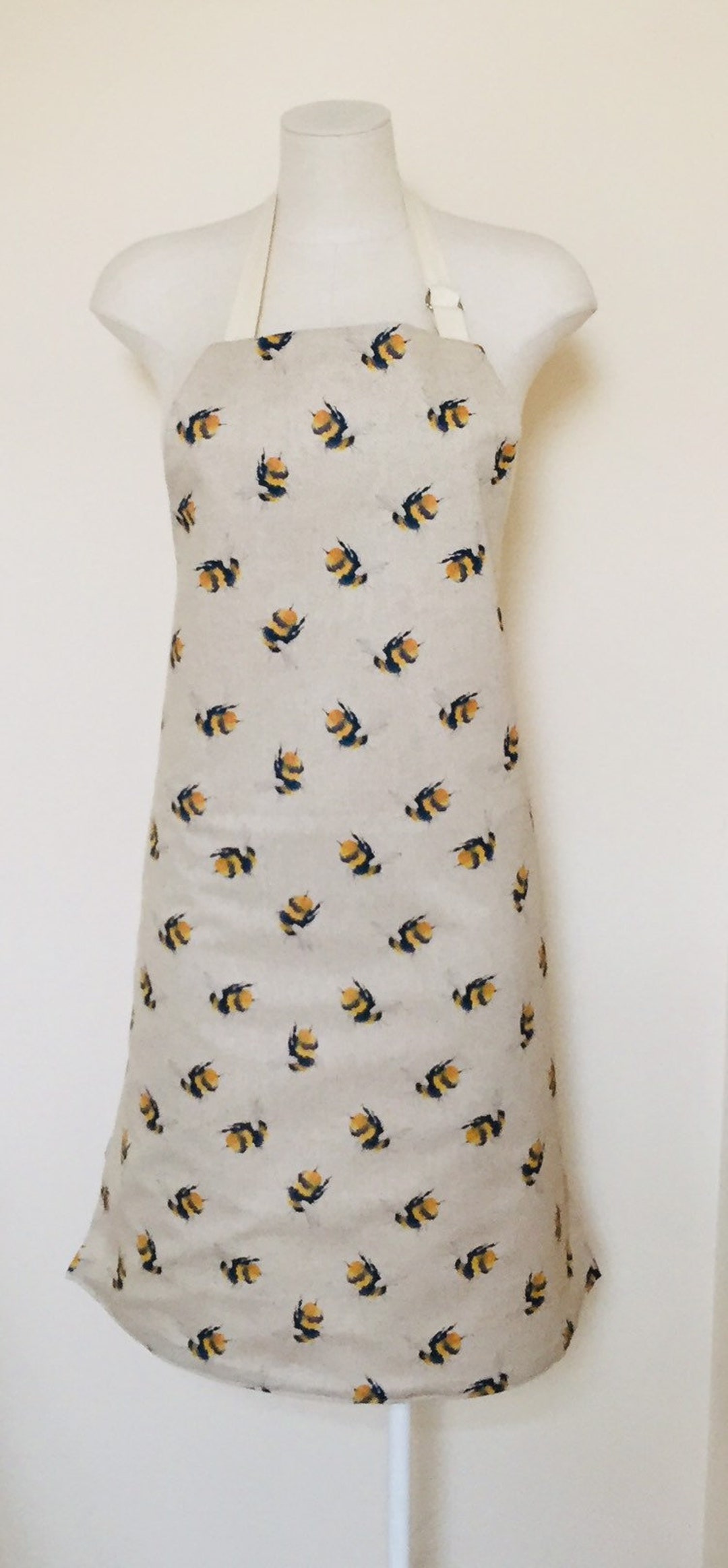 Adjustable Bee Apron, Bumble Bee Apron, Bee Fan, Bee Lover Apron, Bee ...