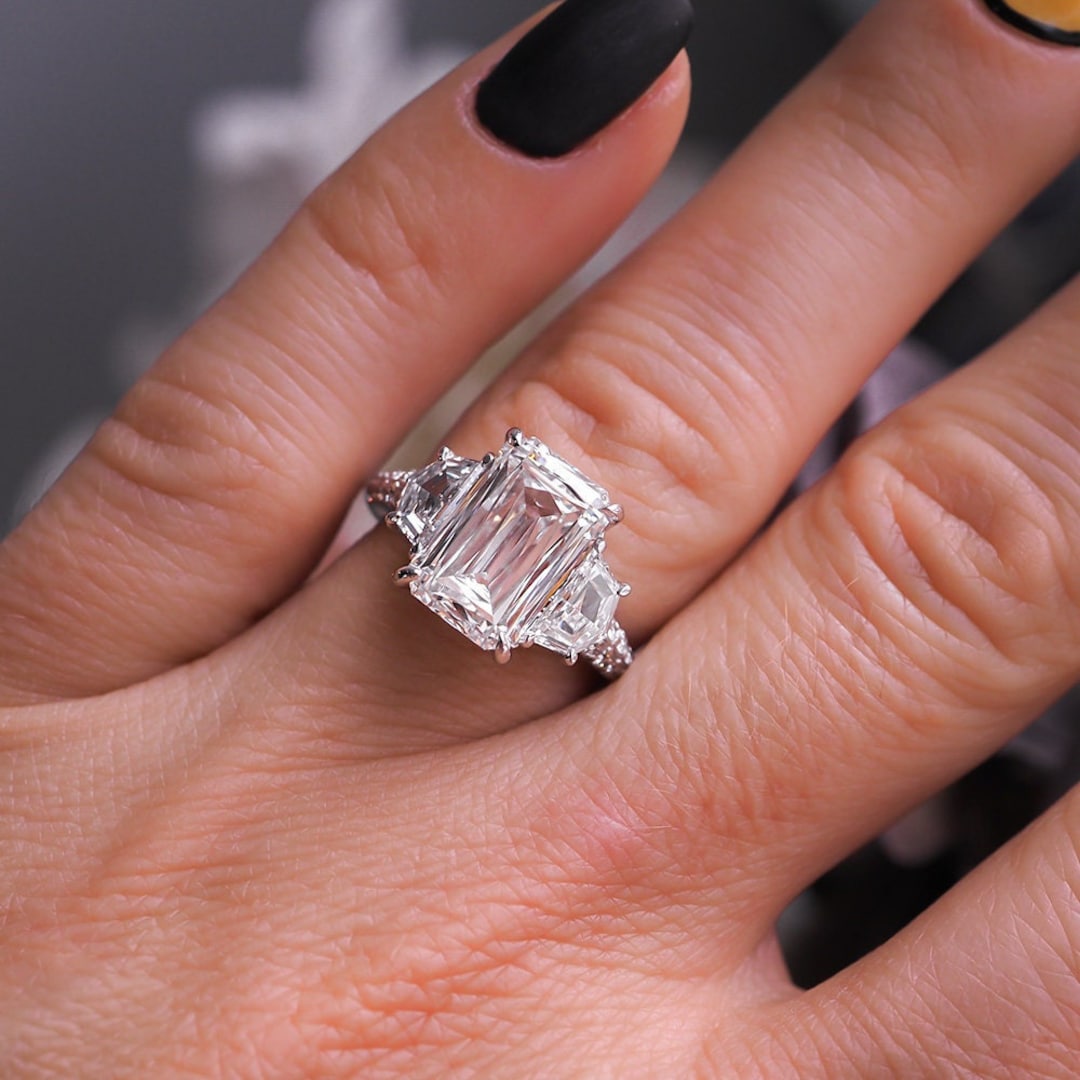 IGI 4.5ct Lab Grown Diamond. Emerald Cut and Cadillac Cut Three Stone ...