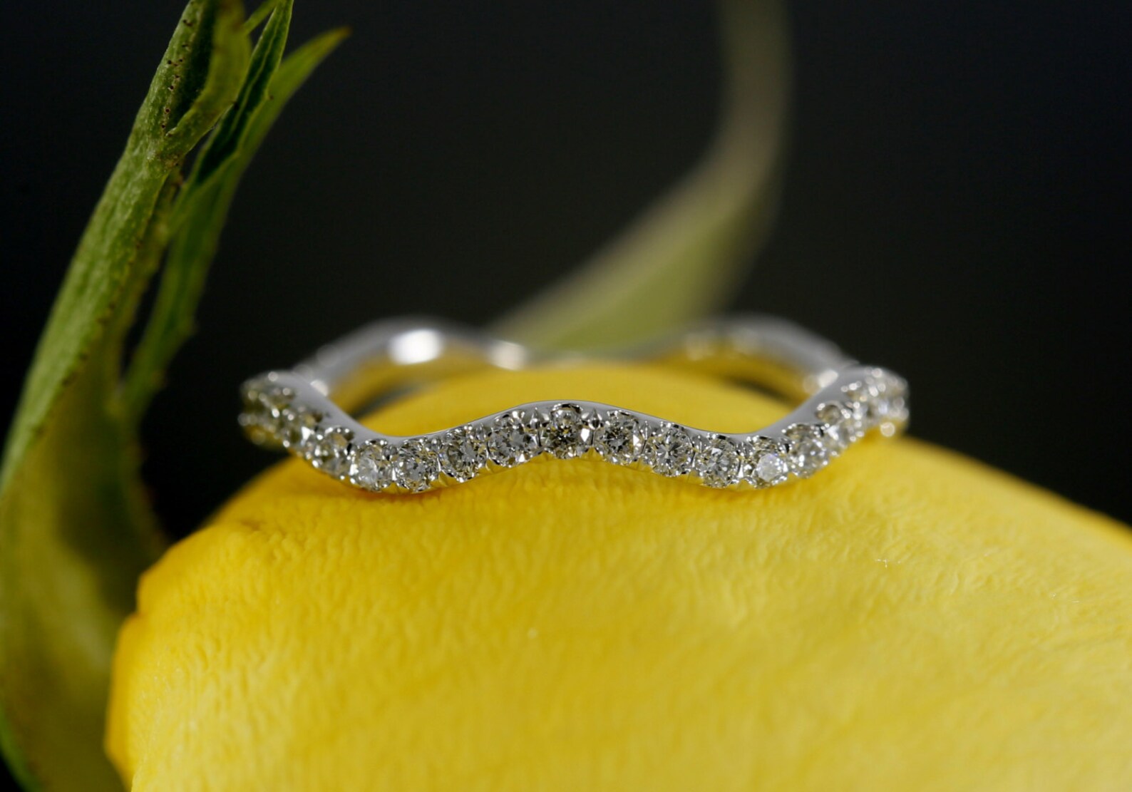 14K White Gold Wavy Diamond Eternity Band Wavy Ring Wedding - Etsy