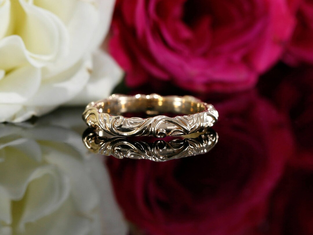 Ladies Flower Pattern Wedding Band in 14k Yellow Gold - Etsy