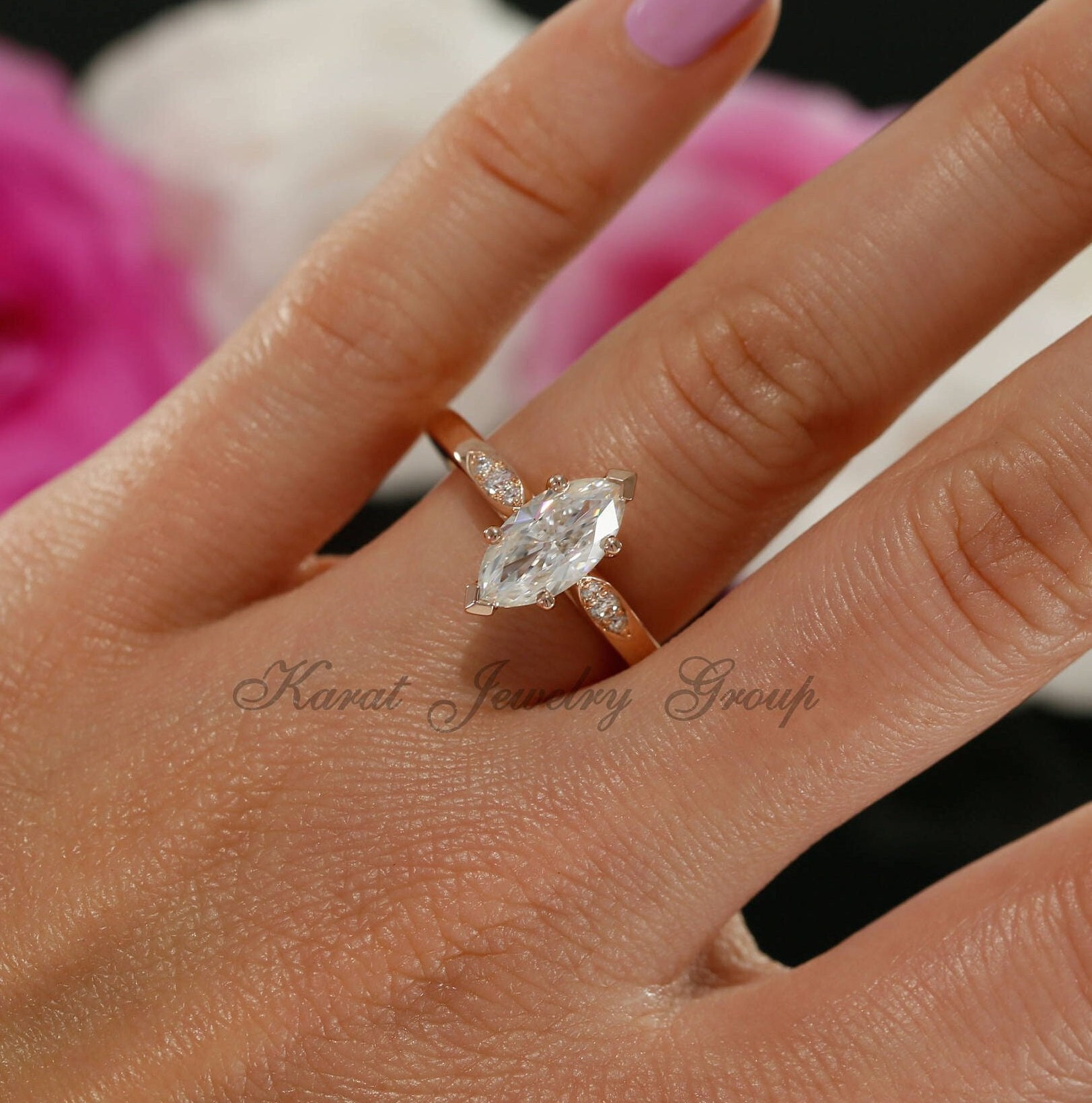 Supernova moissanite engagement rings store