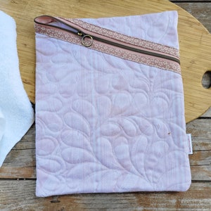 Quilted Glasses Case | Fabric Zipper Pouch | Travel Hobby Bag - Etsy