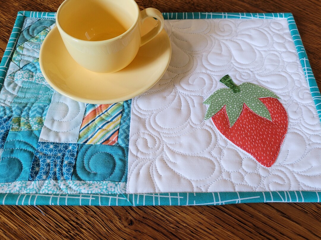 Strawberry Mug Rug Mini Quilt Quilted Desk Coaster Mouse - Etsy