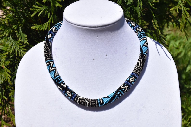 Lariat, Blue White Black Seed Bead Necklace, Crochet Bead Rope, Gerdan ...